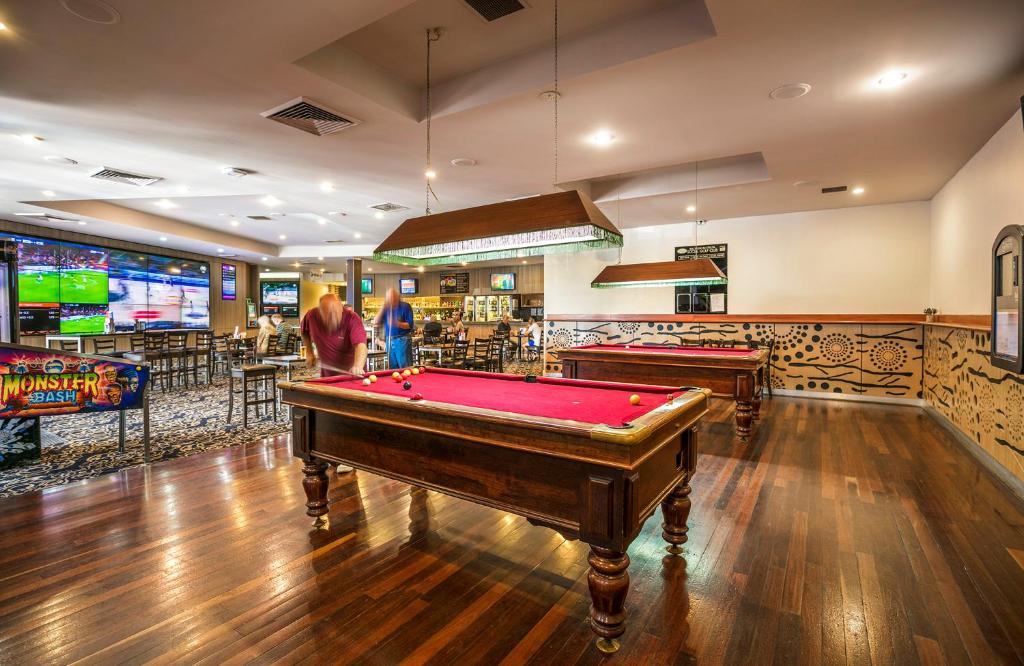Nightcap at Waltzing Matilda Hotel, Springvale (updated prices 2025)