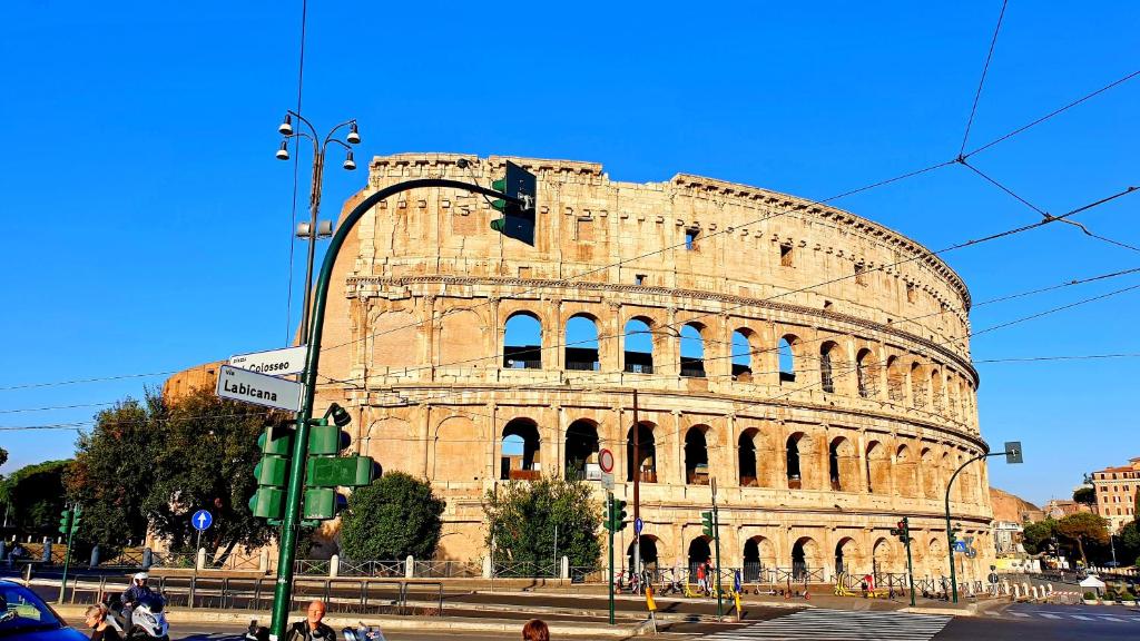 Vacanze Romane Colosseo apartment, Rome (updated prices 2025)