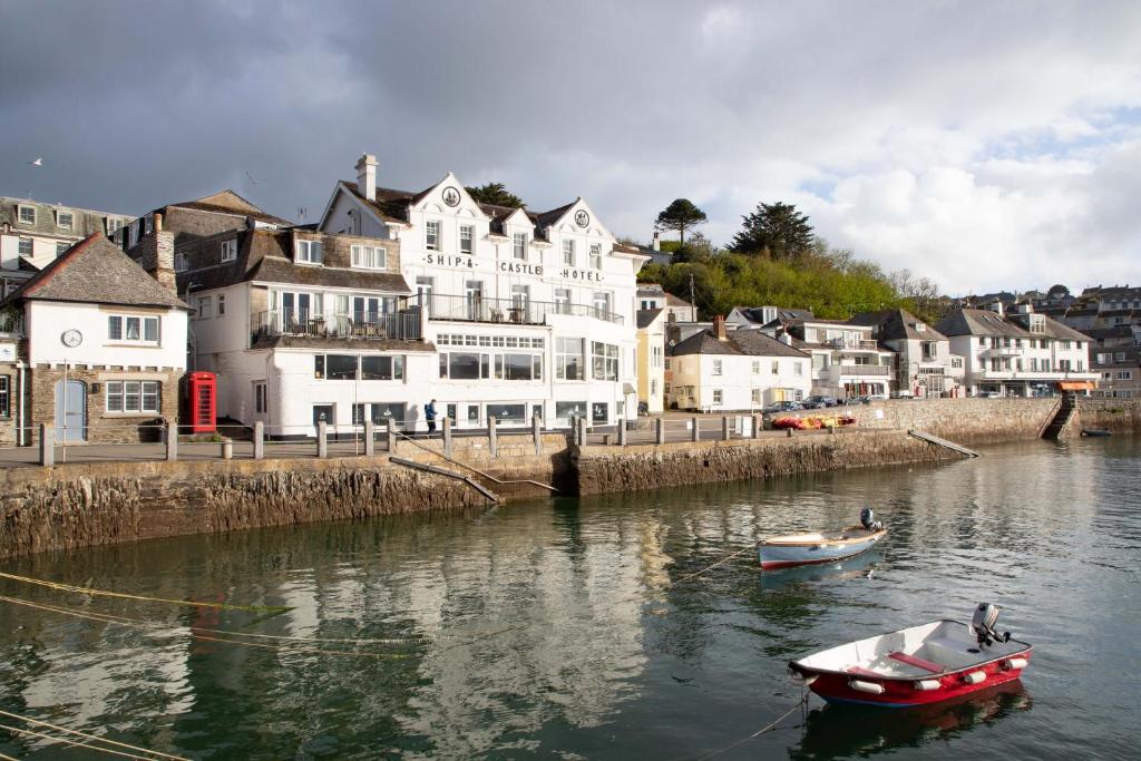 Ship and Castle Hotel, Saint Mawes (updated prices 2025)
