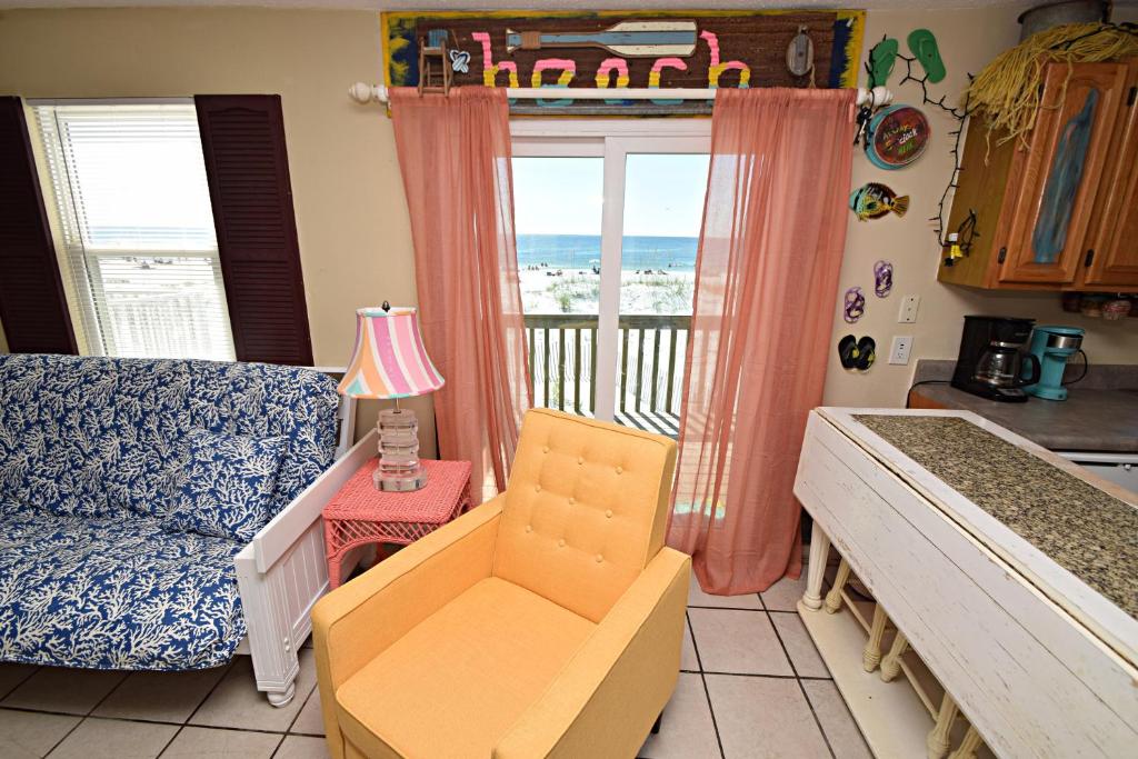 Sunrise Village 101 Condo - Gulf Shores, AL