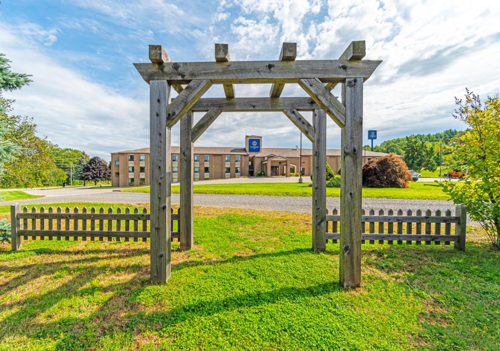 Slumber Inn, New Minas (updated prices 2025)