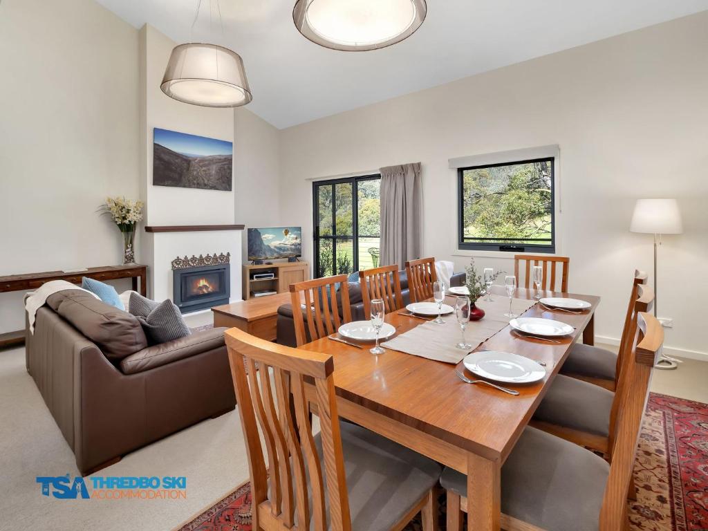 Snowbound Chalet 6, Thredbo (updated prices 2025)