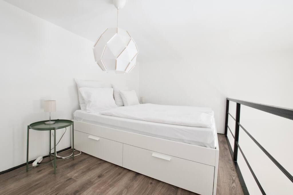 Standard Apartment by Hi5 - Wesselenyi str. Studio (242) - Budapest
