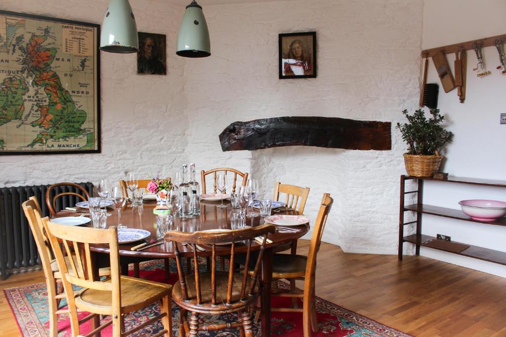 The Bull Inn, Totnes (updated prices 2025)