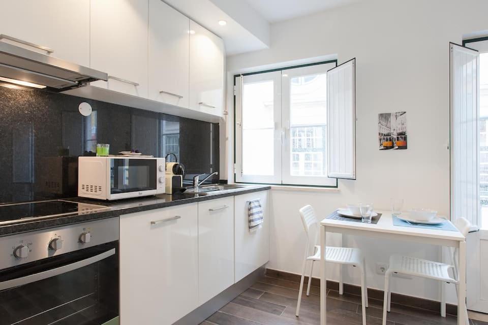 Studios of the Panteão, 2nd floor, Lisbon (updated prices 2026)