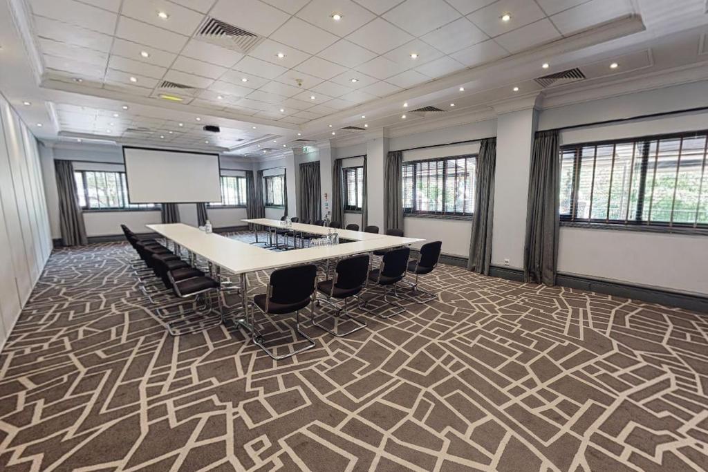 Village Hotel Wirral, Bromborough (updated prices 2025)