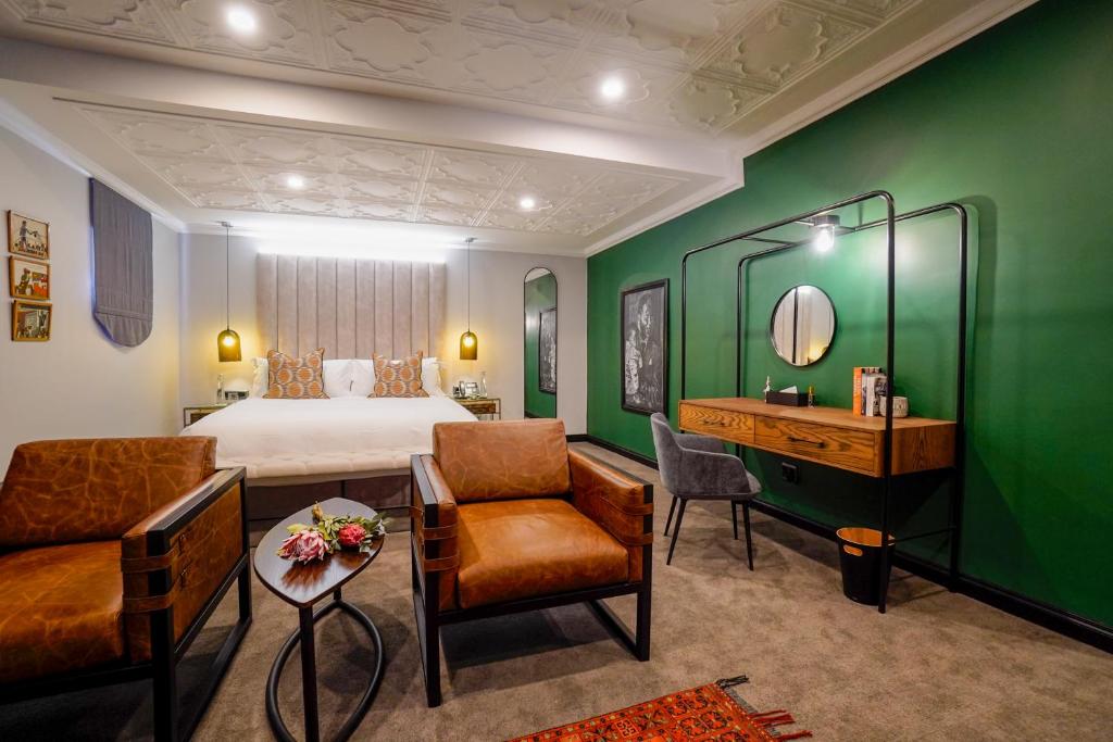 Sanctuary Mandela, Johannesburg (updated prices 2025)