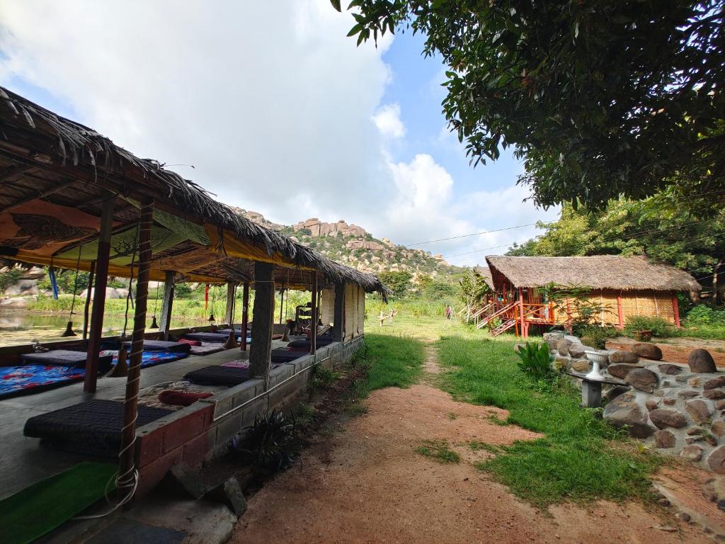 30 Homestays In Hampi (2023) | Updated Deals, Latest Reviews, Photos