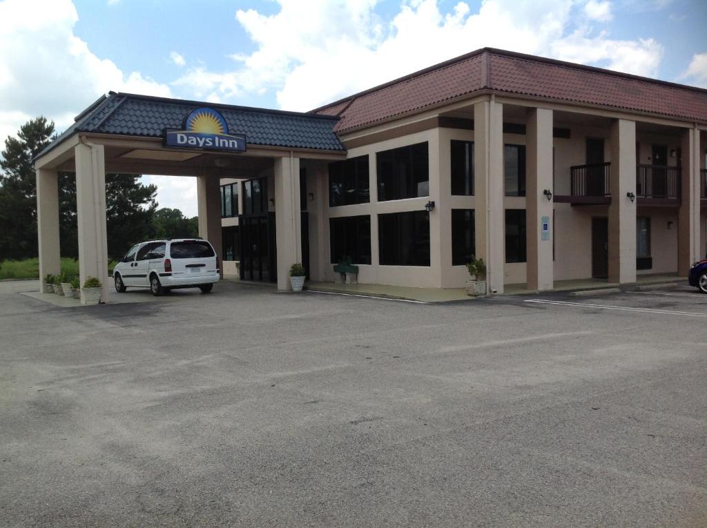 Days Inn by Wyndham Clinton, Clinton (updated prices 2026)