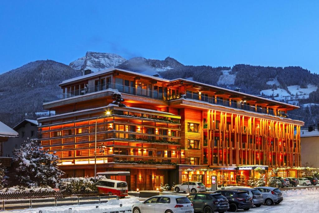 Small Luxury Hotel of the World - DasPosthotel, Zell am Ziller ...