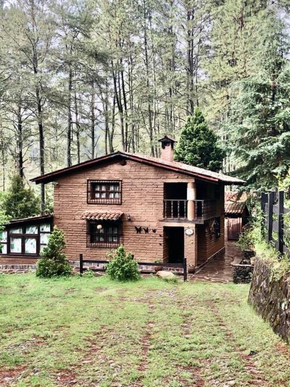 Cabaña Los Pinos - Mexico