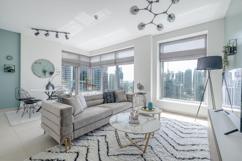 Radiant 2 BR with Marina Views, Dubai (preços atualizados para 2025)