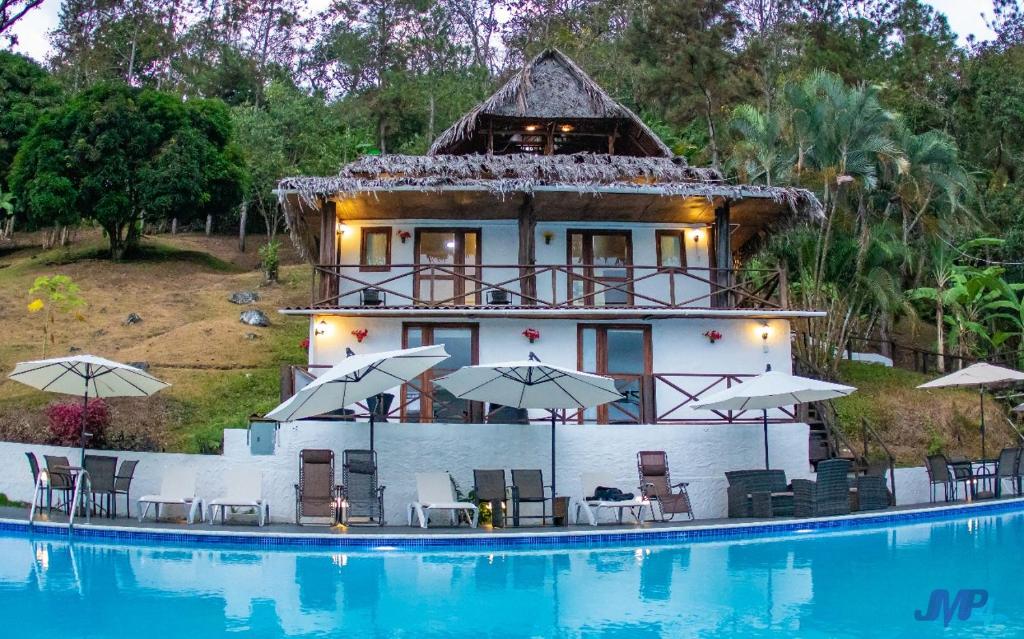 Ranchos De Chalia - SuiteTrails