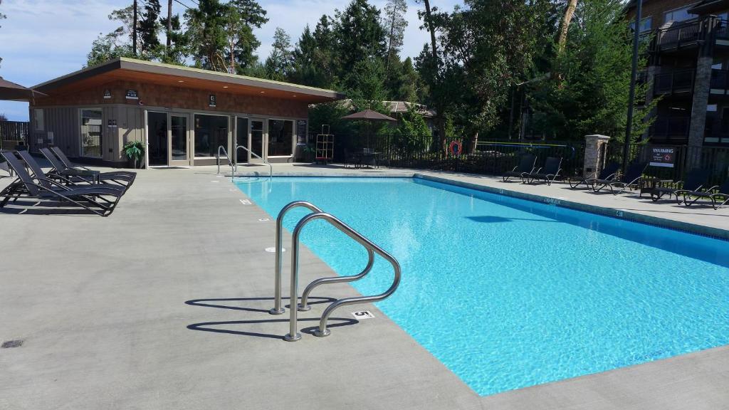 Sunrise Ridge Waterfront Resort, Parksville (updated prices 2025)