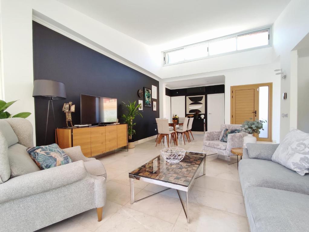 Elle Ocean Villa Gran Canaria Heated pool Wifi, Amadores (precios ...