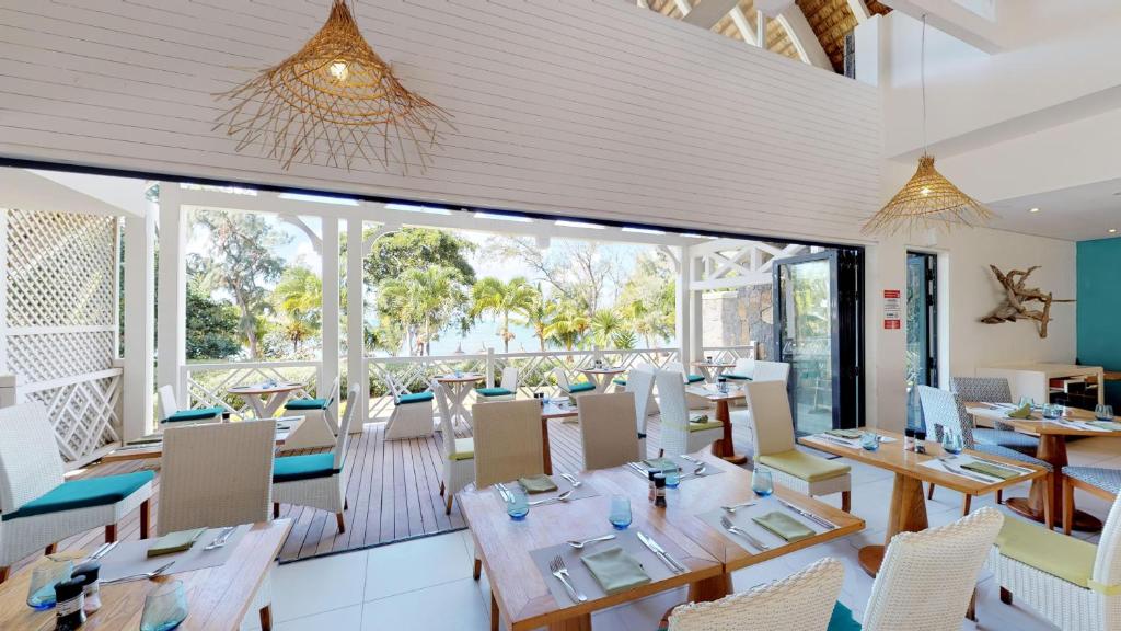 Radisson Blu Azuri Resort & Spa, Roches Noires (updated prices 2025)