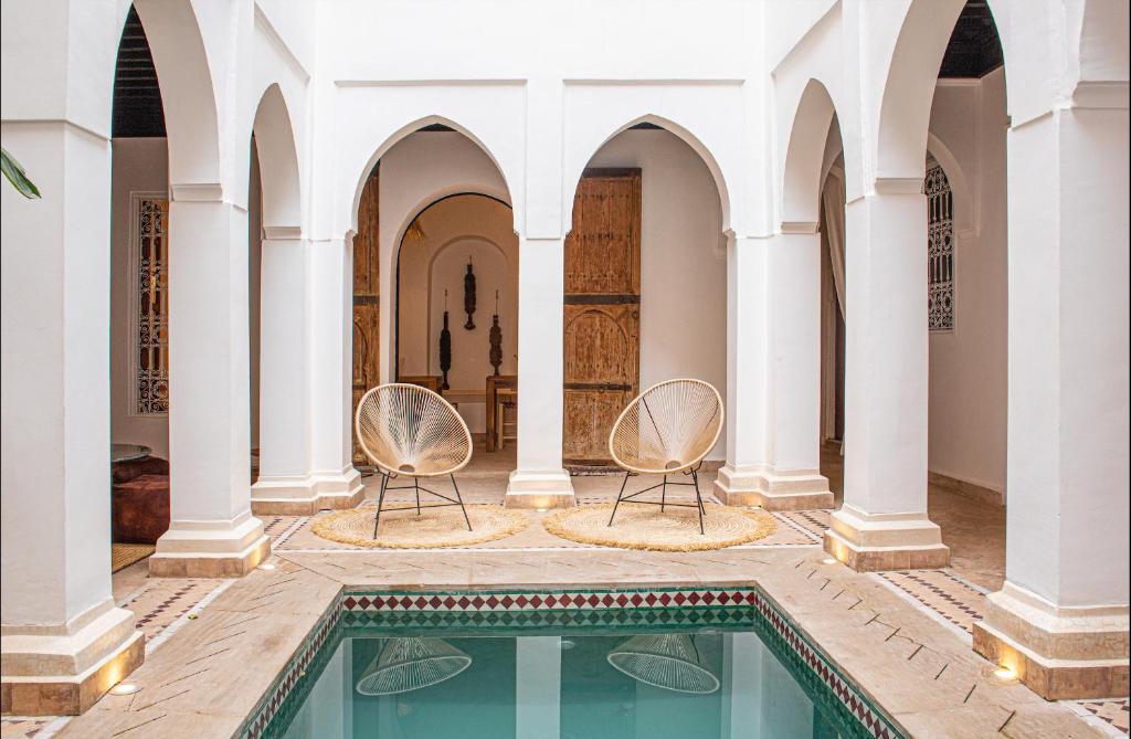 Riad Carla • Private • Rooftop & Pool • 15 Guests - Marruecos