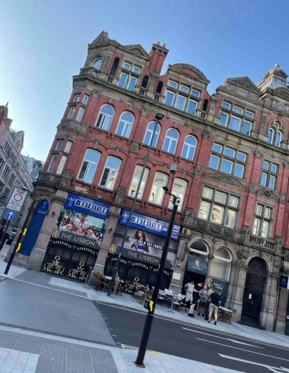 4 bed city centre flat, Liverpool (updated prices 2026)