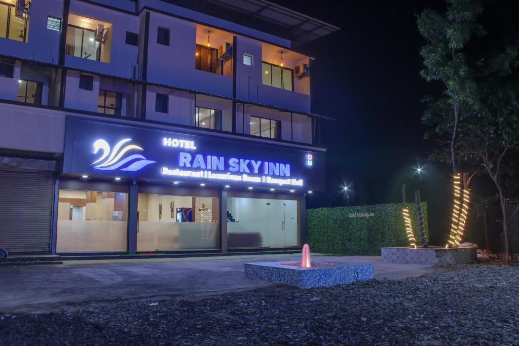Hotel Rain Sky Inn, Lonavala (updated prices 2026)