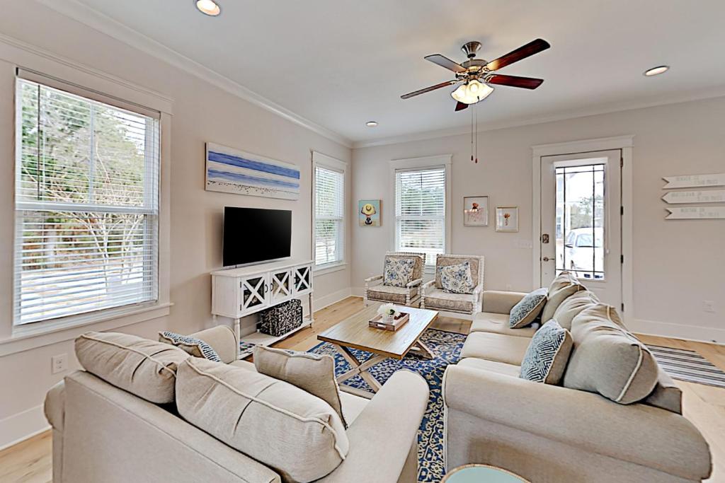 Grande Pointe Lagoon, Inlet Beach (updated prices 2025)