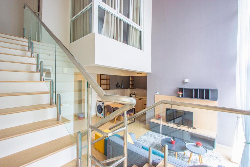 Double Story in the Sky - Genting Windmill Duplex Suite, Genting ...