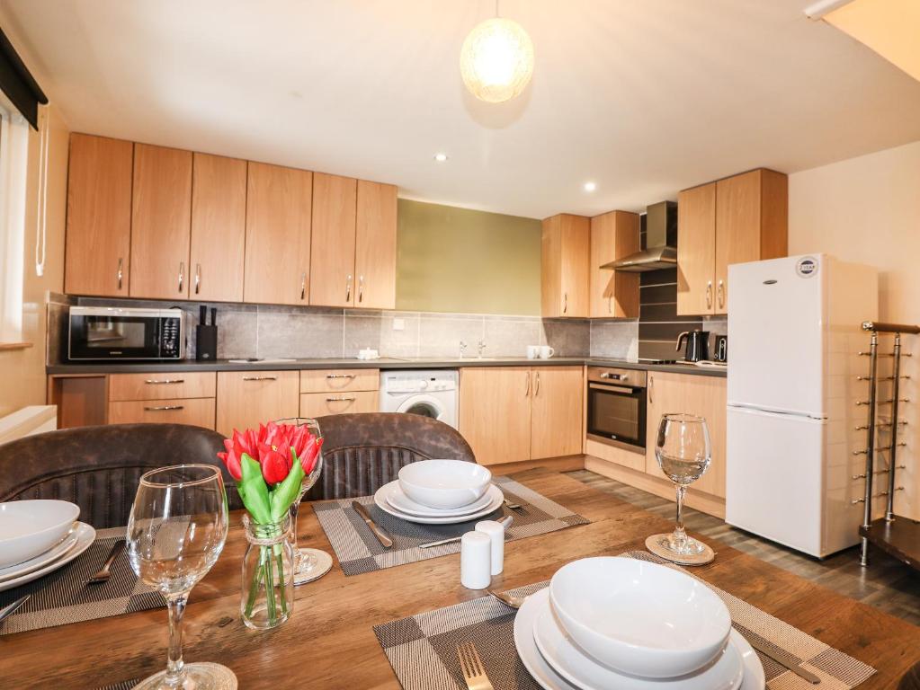 Sheep 2 At Doddick Farm in Keswick - Traveleto