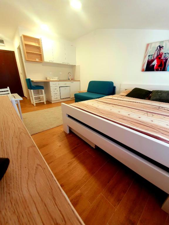 Divcibare Centar 2, Divčibare (updated prices 2025)