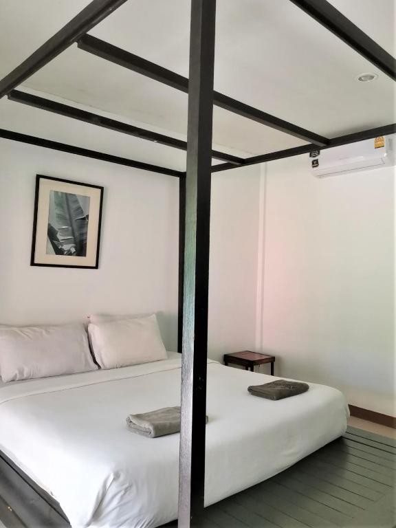 Natai House, Natai Beach (updated prices 2025)