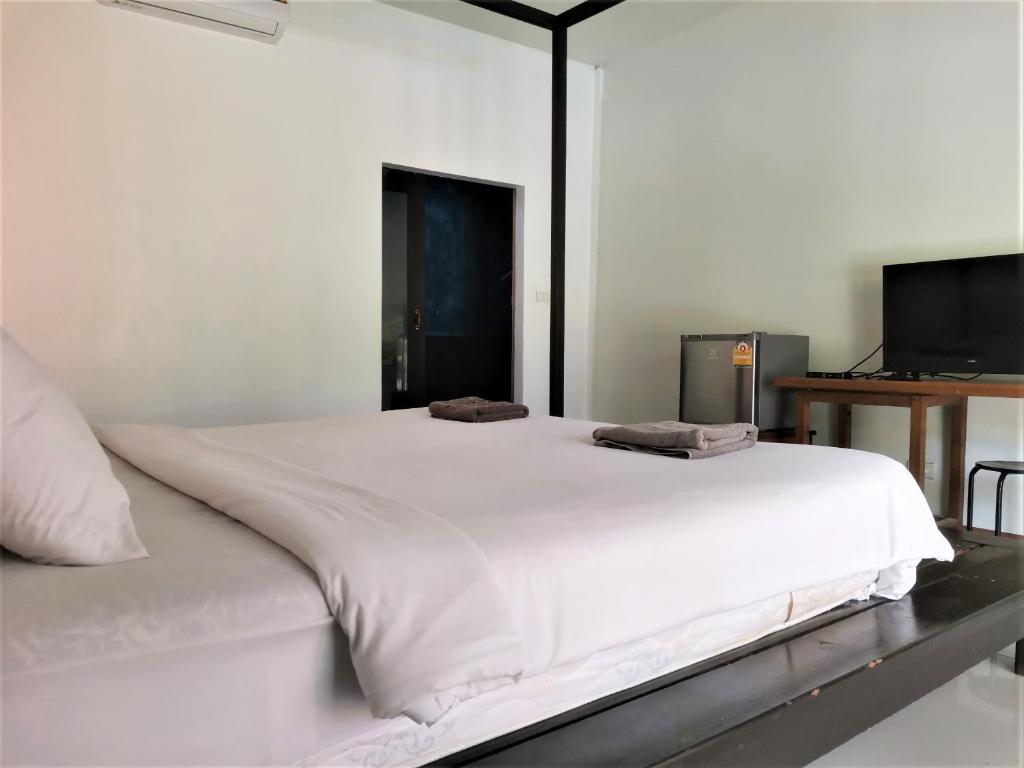 Natai House, Natai Beach (updated prices 2025)