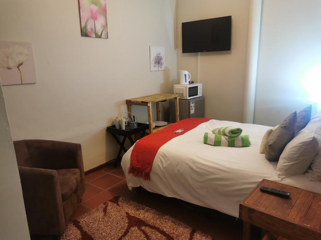 Harties Double En-Suite Room, Hartbeespoort (updated prices 2025)