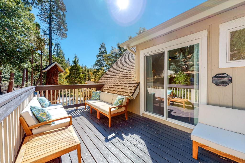 Alpine Abode, Lake Arrowhead (updated prices 2025)