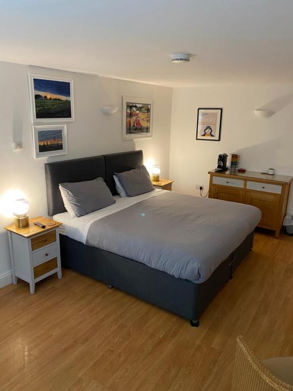 The Cherry Tree, Woodbridge (updated prices 2024)
