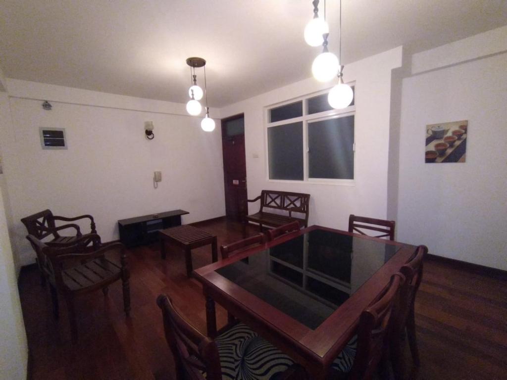 The 900 Luxury Apartment - Nuwara Eliya