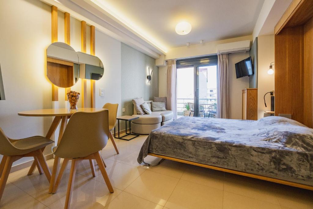 Lux City Studio for couples with Balcony, Chania (updated prices 2025)