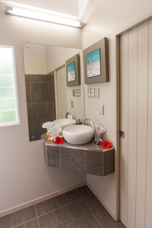 Ocean Spray Villas, Rarotonga (updated prices 2025)