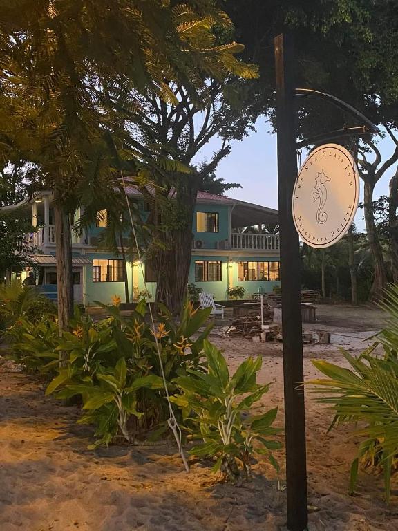 The Sea Glass Inn, Placencia Village (updated prices 2025)