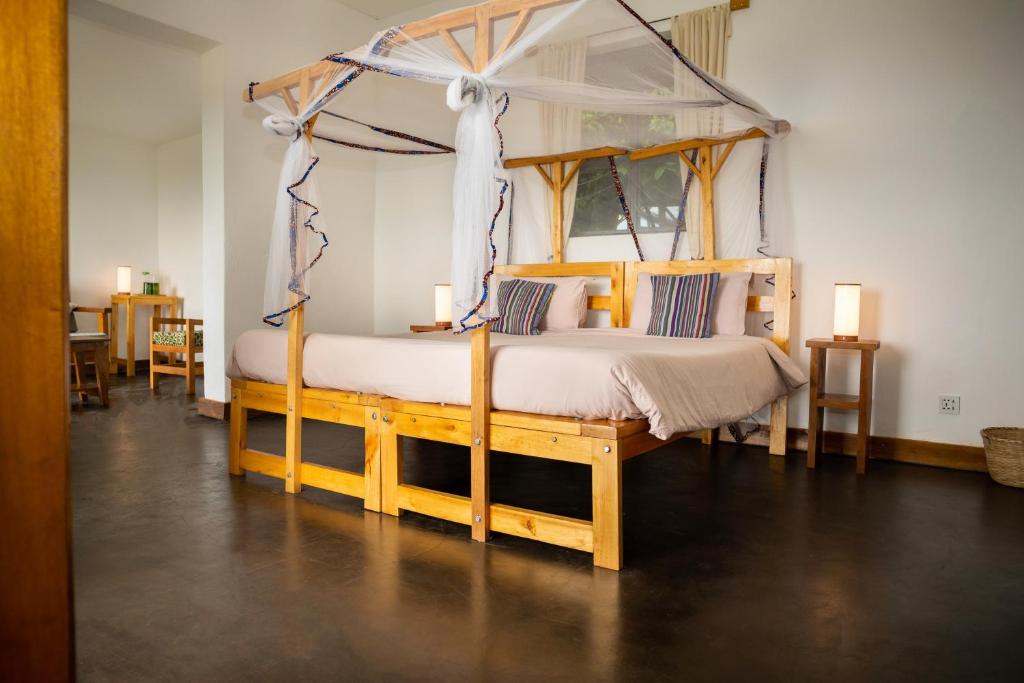 Isunga Lodge, Kibale Forest National Park (updated prices 2025)
