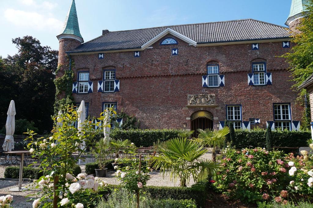 Hotel Schloss Walbeck, Geldern (updated prices 2025)