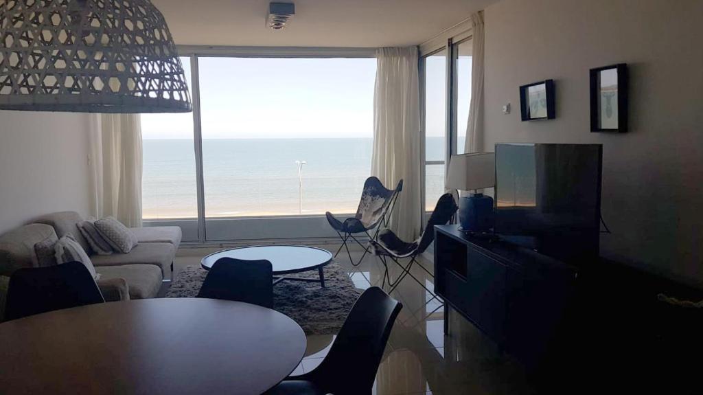 Apartamento con terraza propia - Se permite mascota - Edificio Lumiere, Punta del Este (precios ...