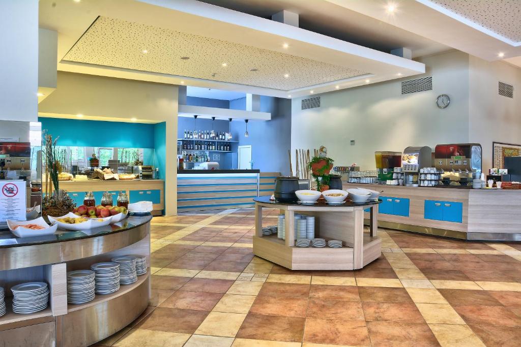 Hotel Ralitsa Aquaclub - All Inclusive plus Aquapark, Albena (updated ...