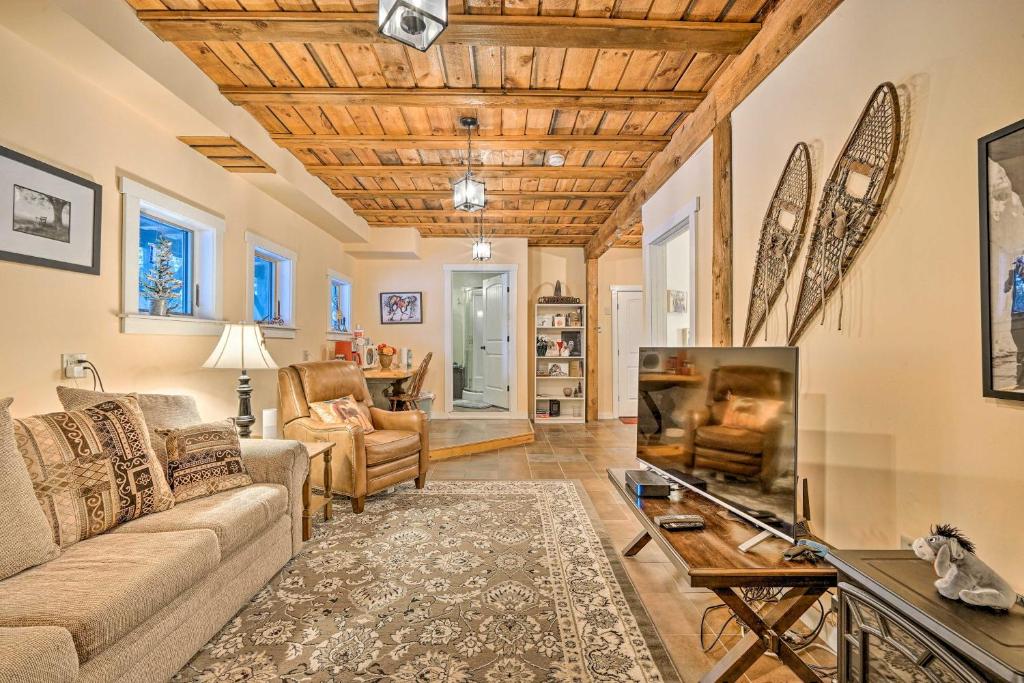 Pet-friendly Clarendon Home W/ River Access! - Vermont