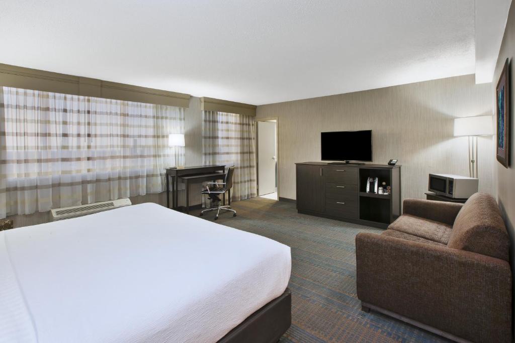 Holiday Inn Columbus Dwtn-Capitol Square by IHG, Columbus (updated ...