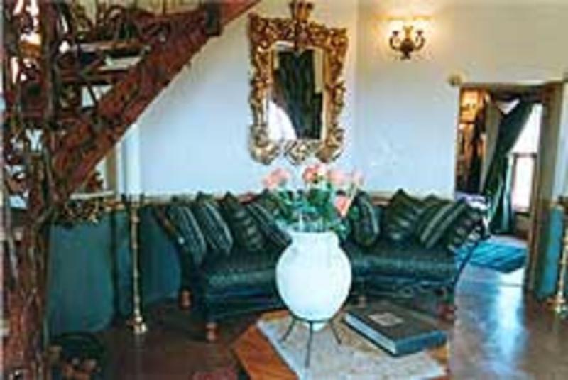 Castle in Clarens, Clarens (updated prices 2025)