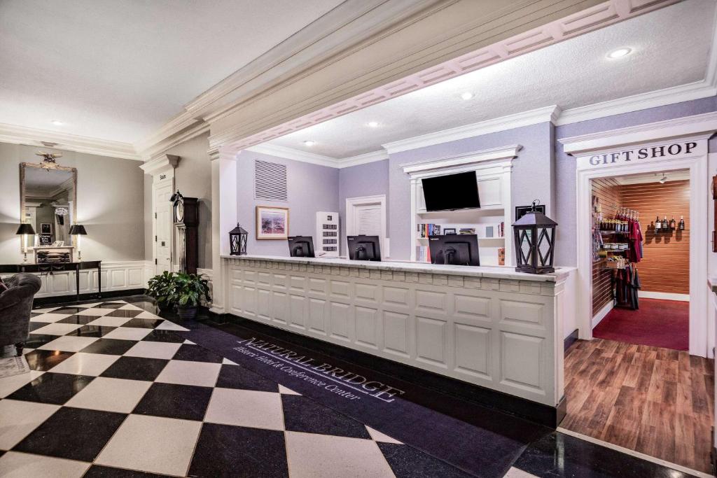 Natural Bridge Hotel, Trademark Collection by Wyndham, Natural Bridge ...