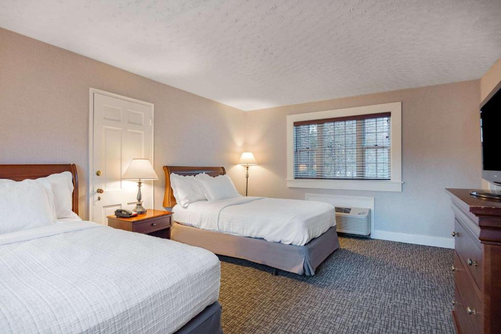 Natural Bridge Hotel, Trademark Collection by Wyndham, Natural Bridge ...