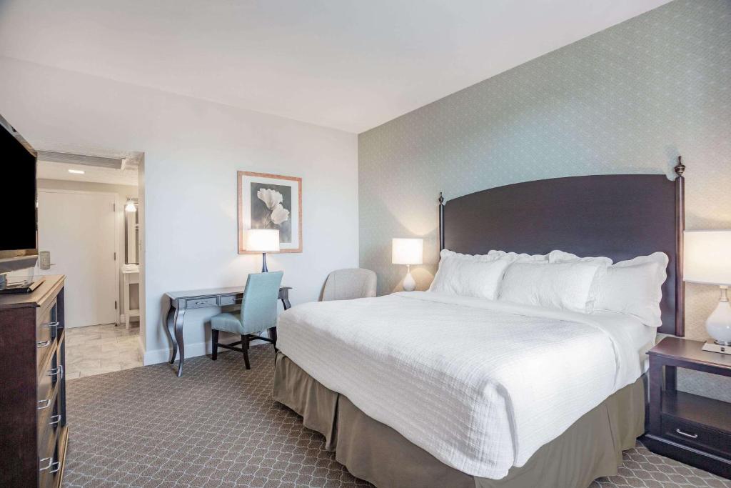 Natural Bridge Hotel, Trademark Collection by Wyndham, Natural Bridge ...