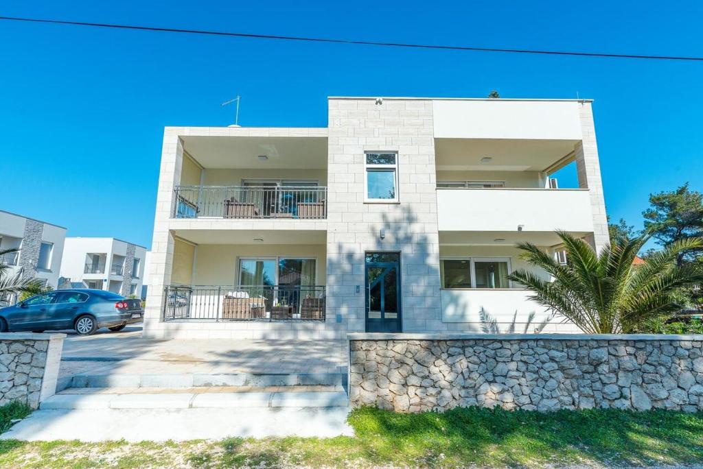 Apartments with a parking space Vir - 18539, Vir – Updated 2022 Prices