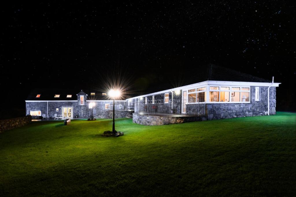 Ty'r Mynach, Sarn (updated prices 2026)