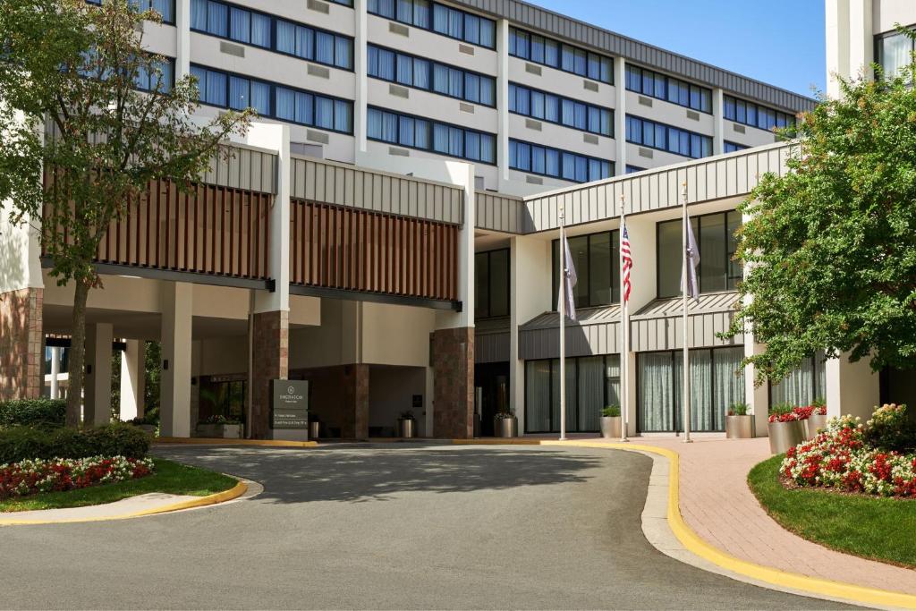 Sheraton Reston, Reston (updated prices 2025)