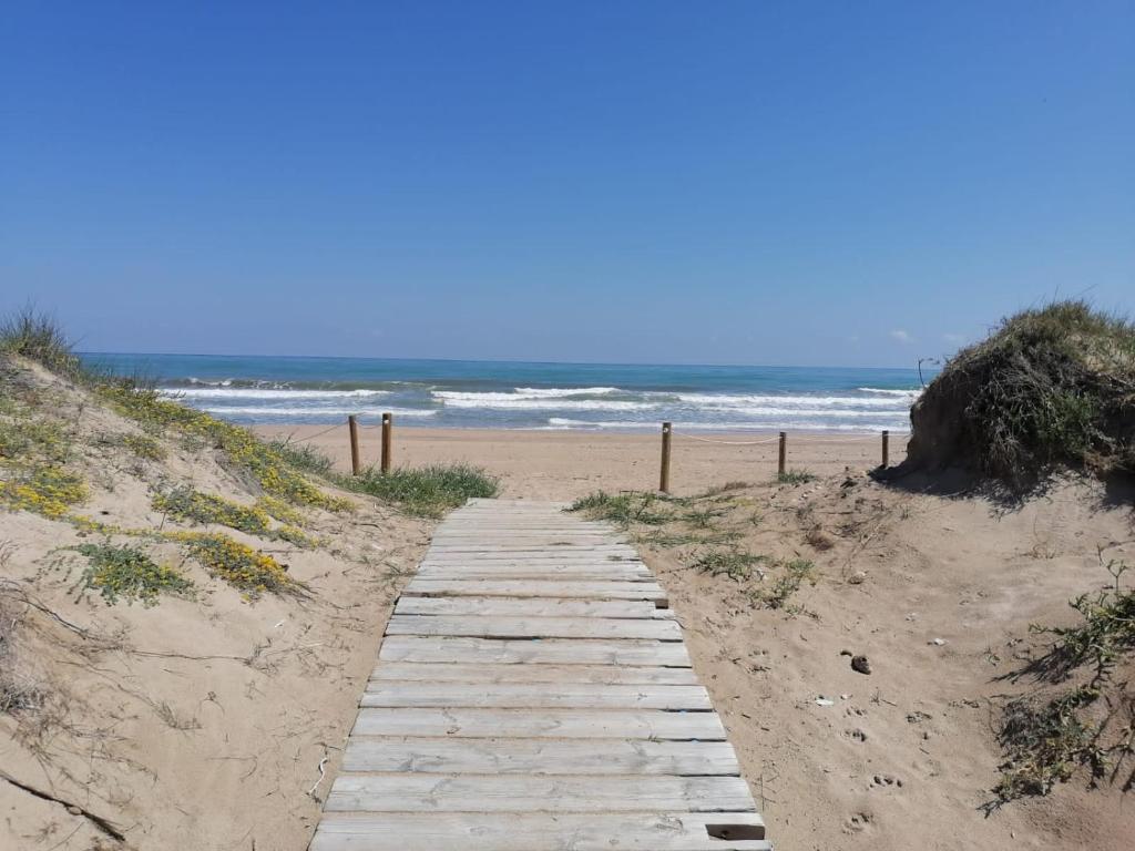 primera linea de playa con piscina, Daimuz (updated prices 2025)